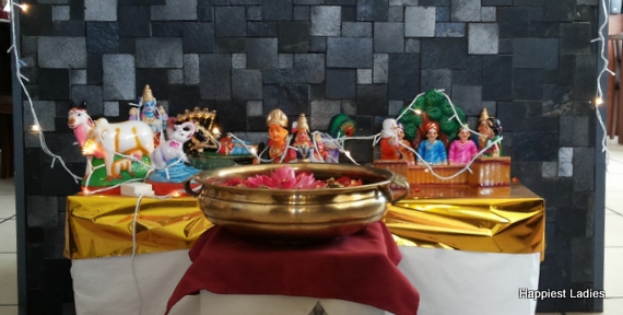 Simple Ideas of Arranging Dasara Dolls (Golu/Kolu/Gombe) - Happiest Ladies