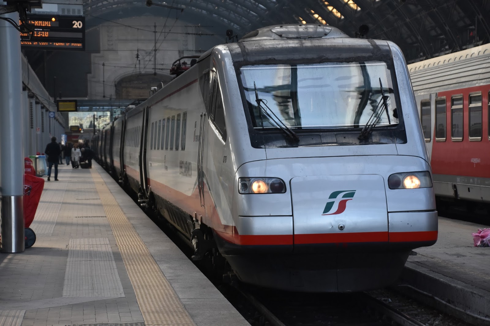 Trains and other things: Zurich to Rome