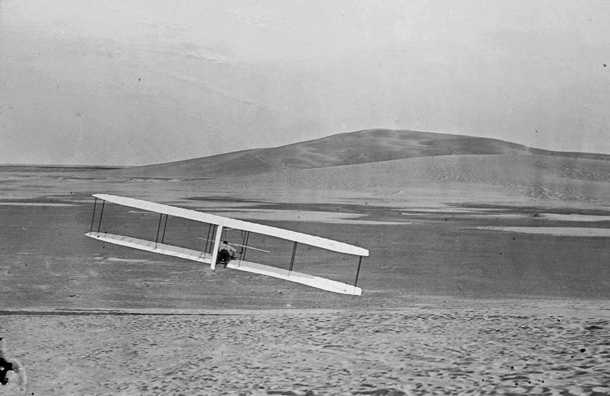 Amazing Historical Pictures of the Wright Brothers' First Flights from ...