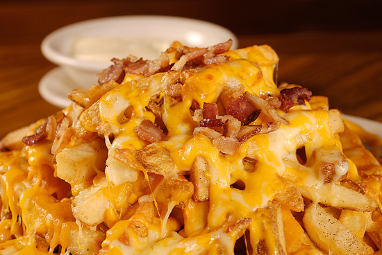 Cozinhar é uma Terapia!: Batata Frita Com Cheddar e Bacon