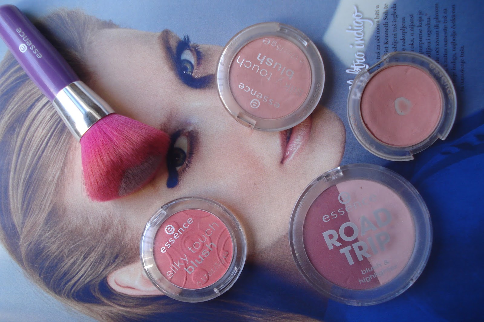 Šljokica: Essence rumenila