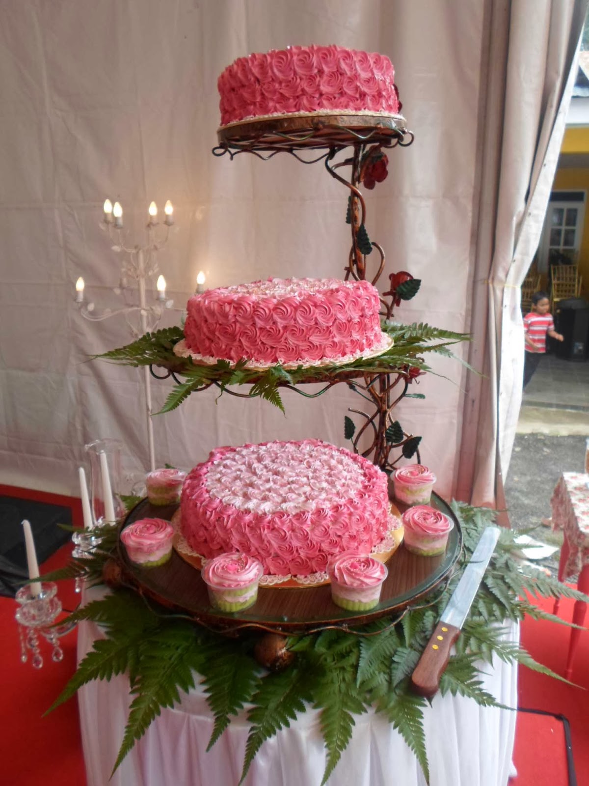 ..:Anissya Cakes:..: kek kahwin 3 tingkat - ombre design