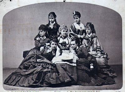 Dolenti Trame: Time Machine (I) - A proposito di Burlesque e proto ...