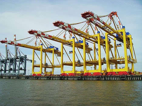 LOADING AND UNLOADING SYSTEM