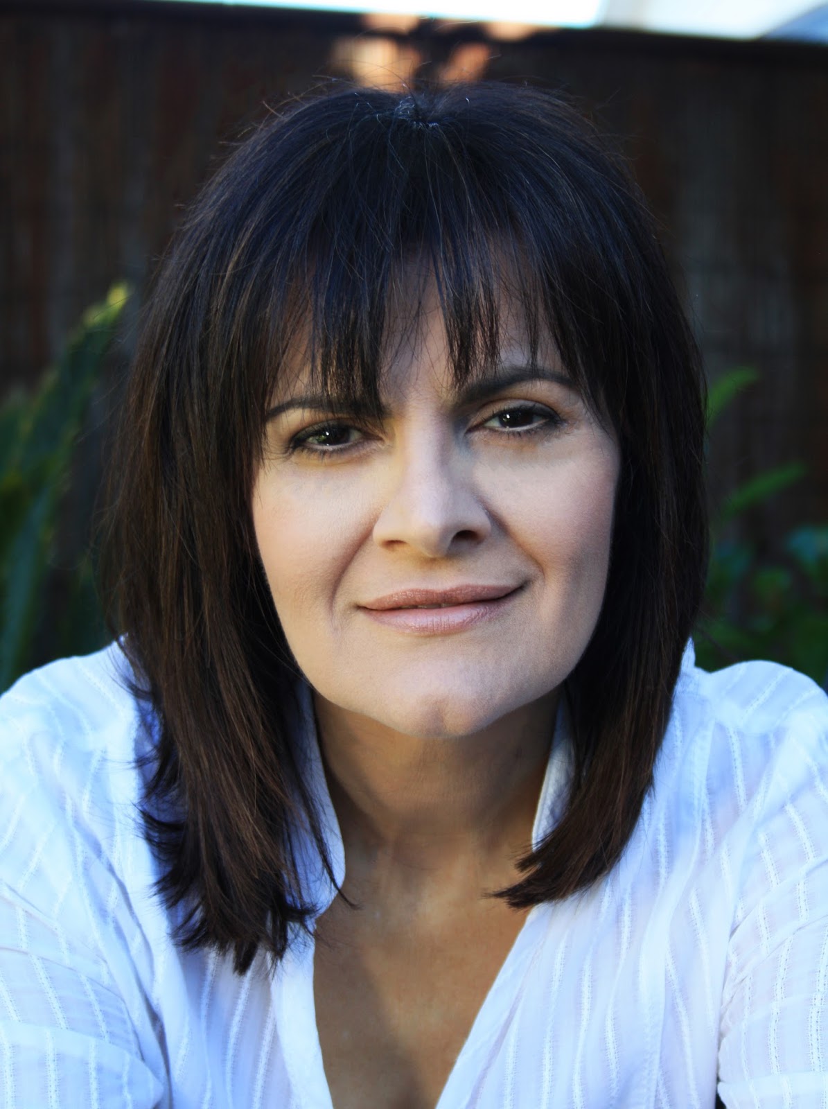 Clancy Tucker's Blog: 19 January 2017 - HELEN CHEBATTE - Guest Author