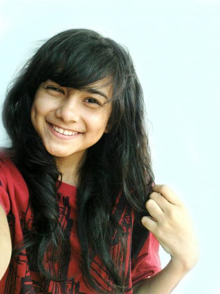 Biodata Artis: Profil Artis Cantik Sonya Fatmala