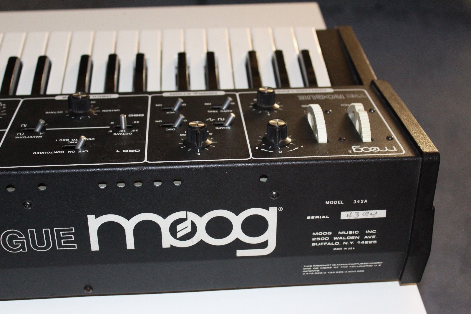 MATRIXSYNTH: Vintage Moog The Rogue 342A Analog Synth SN 4394