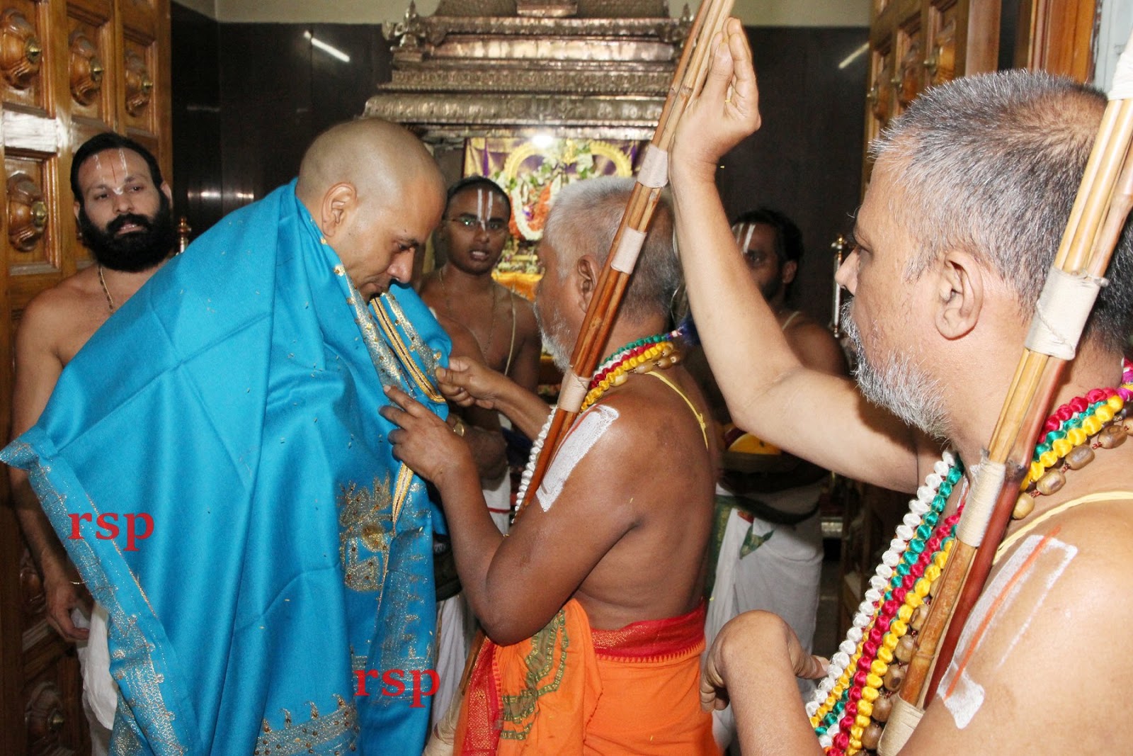 TTD Eo Receives Blessing from HH Pedda Jeeyar - rspnetwork.in
