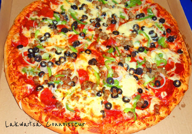 Lakwatsa Connoisseur: YOUR ACCOUNTING TEACHER’S FAVORITE PIZZA: SNR ...