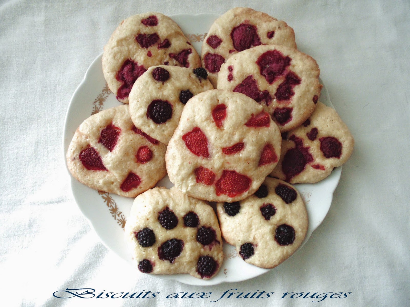 GATEAU GAGA - Love cakes: Biscuits aux fruits rouges