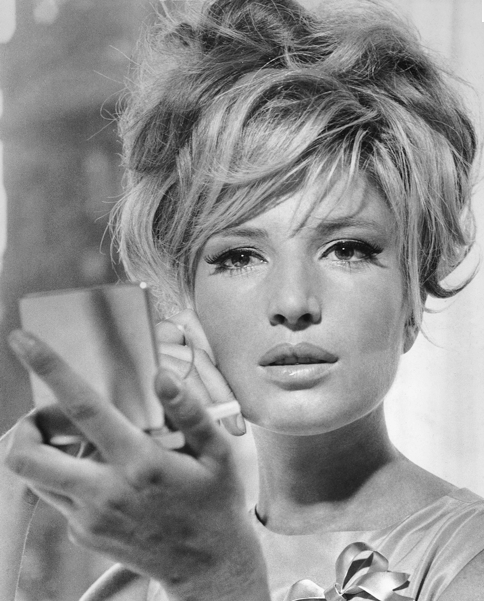 MOONSTYLE: Happy birthday Monica