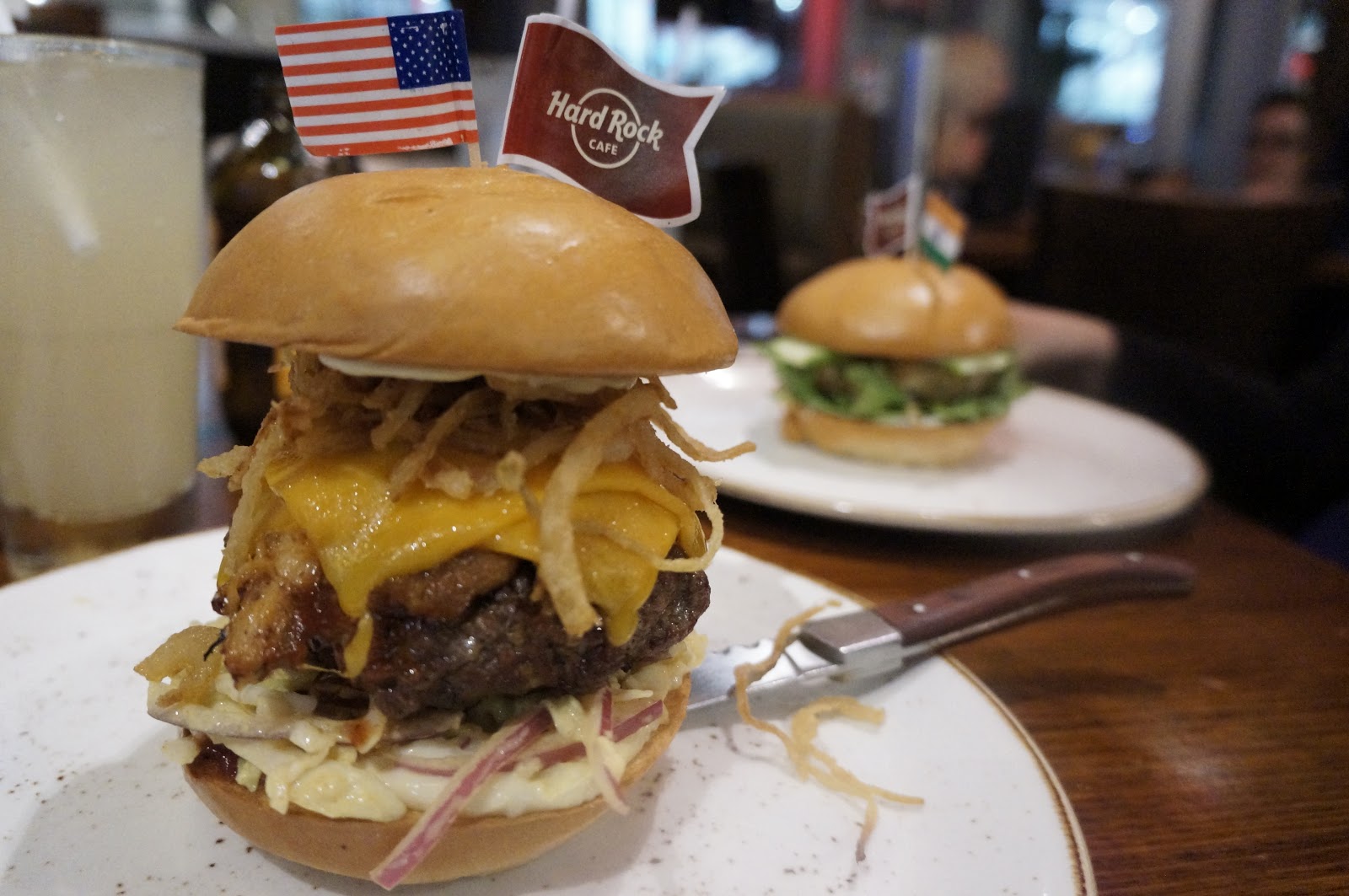 Weekend Food Escapes: Hard Rock Cafe, World Burger Tour, Darling Harbour