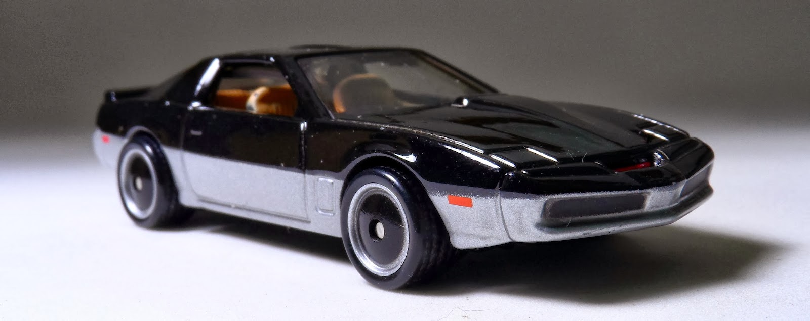 Especial Séries de TV: K.A.R.R. (Knight Automated Roving Robot)