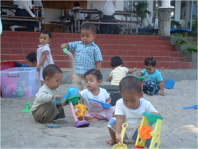 5 JENIS MAINAN MENARIK SESUAI DENGAN USIA ANAK USIA DINI DI PAUD | ANAK ...