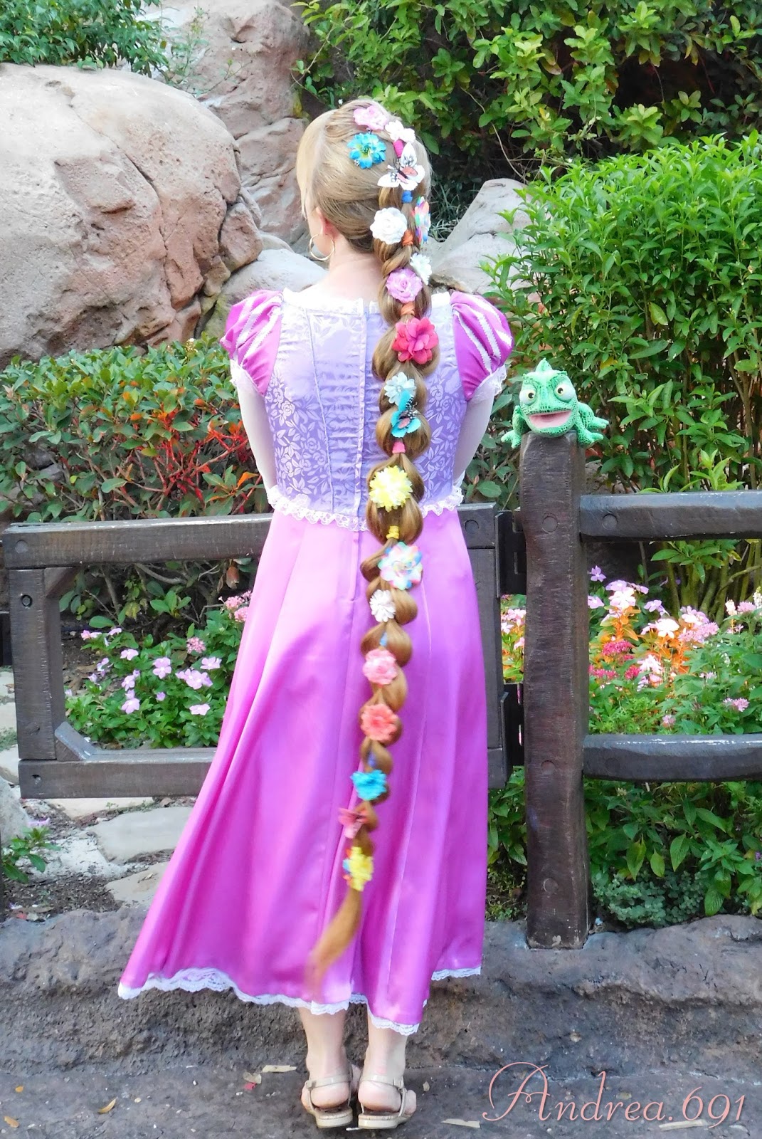 Braids & Hairstyles for Super Long Hair: Rapunzel pictures to celebrate ...