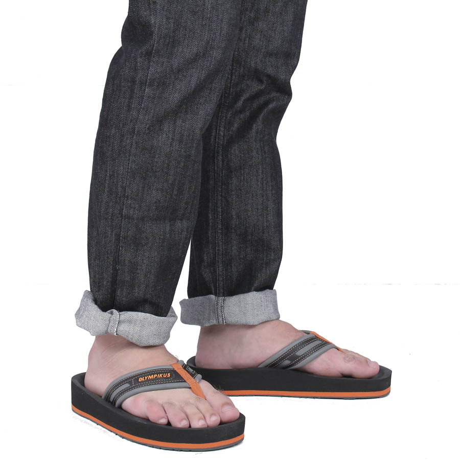 Chinelos e Sandálias para Homens: Março 2013