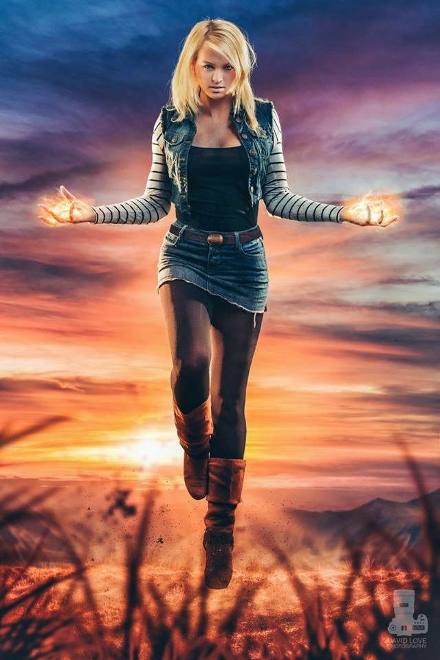 Elarte Cosplay: Dragon Ball Z - Android 18 Cosplay