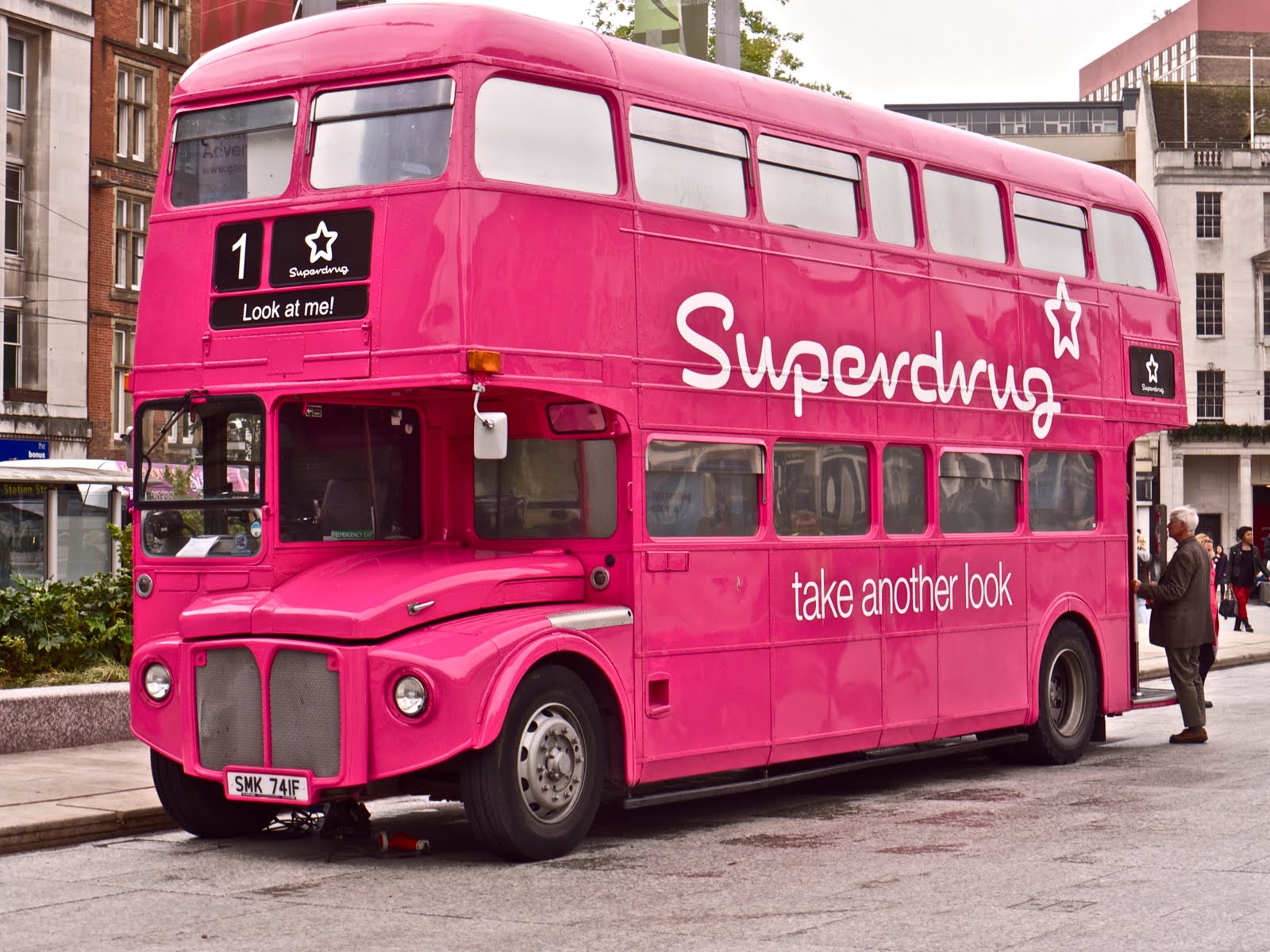 Nottingham Daily Photo: Pretty In Pink