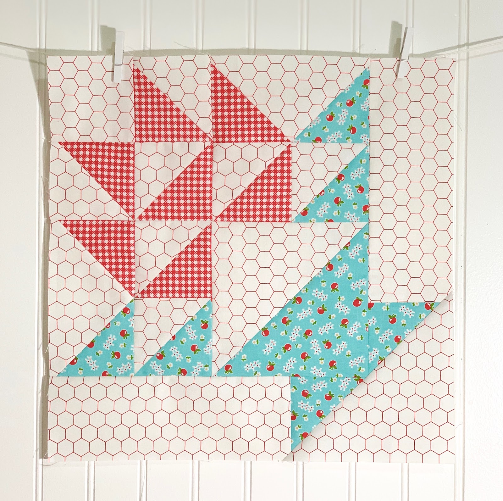 Bee In My Bonnet Vintage Block Along Block Two Pattern Basket Block