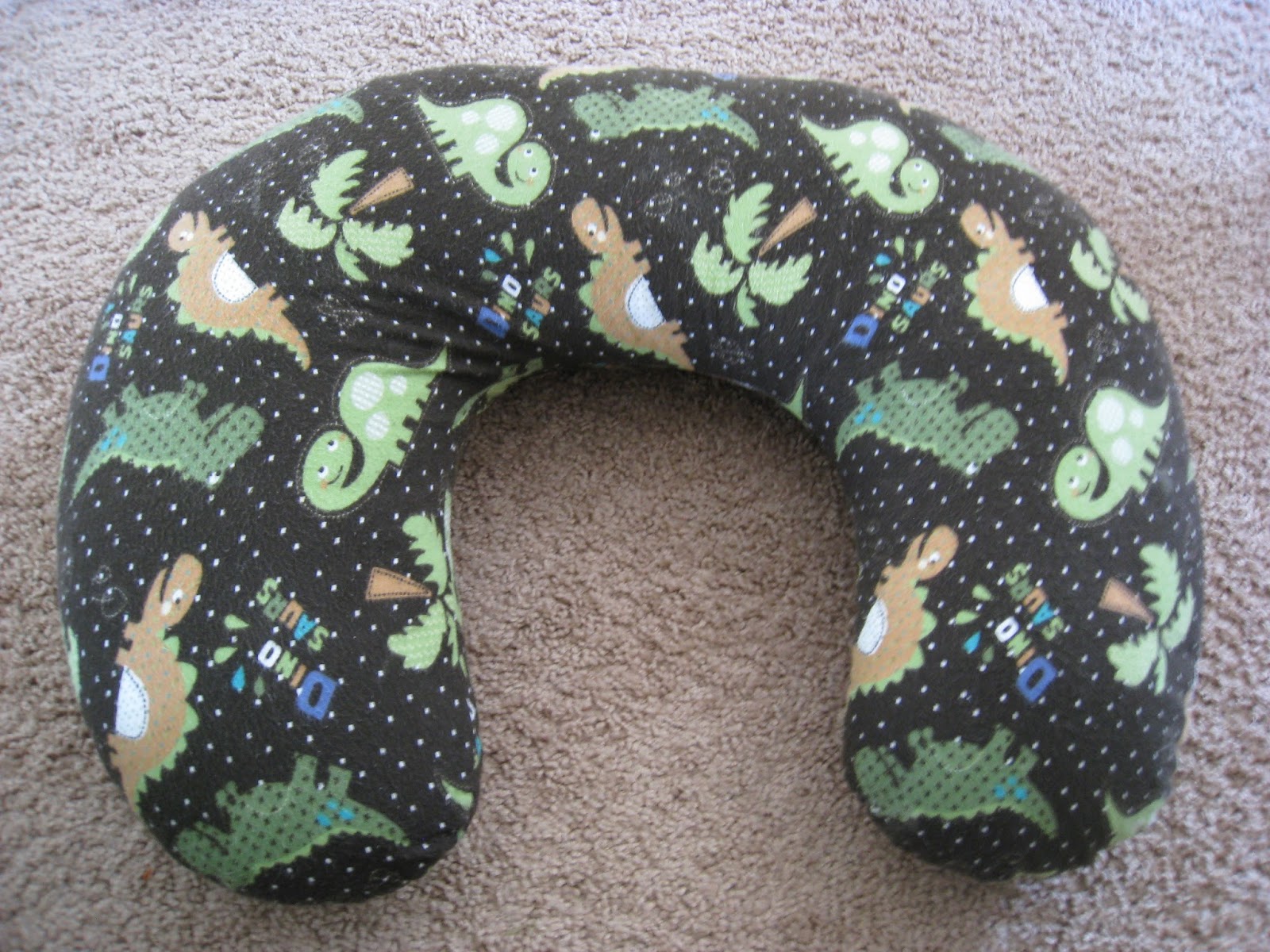 Jackie Made That: Fitted Boppy Cover Pattern