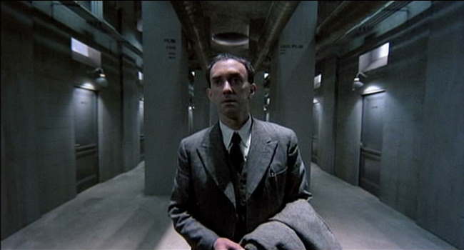 Hendrix Movie Reviews: Brazil (Terry Gilliam, 1985)