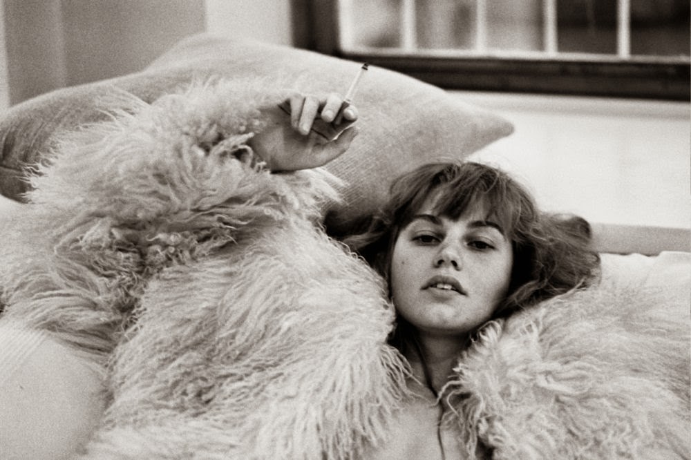 Film Noir Photos: Modern Femmes Fatale: Part 110