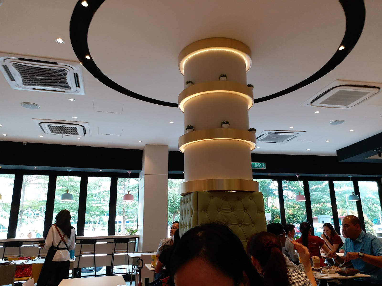 哈喽,阿因: Arena Curve: Dandy Modern Food