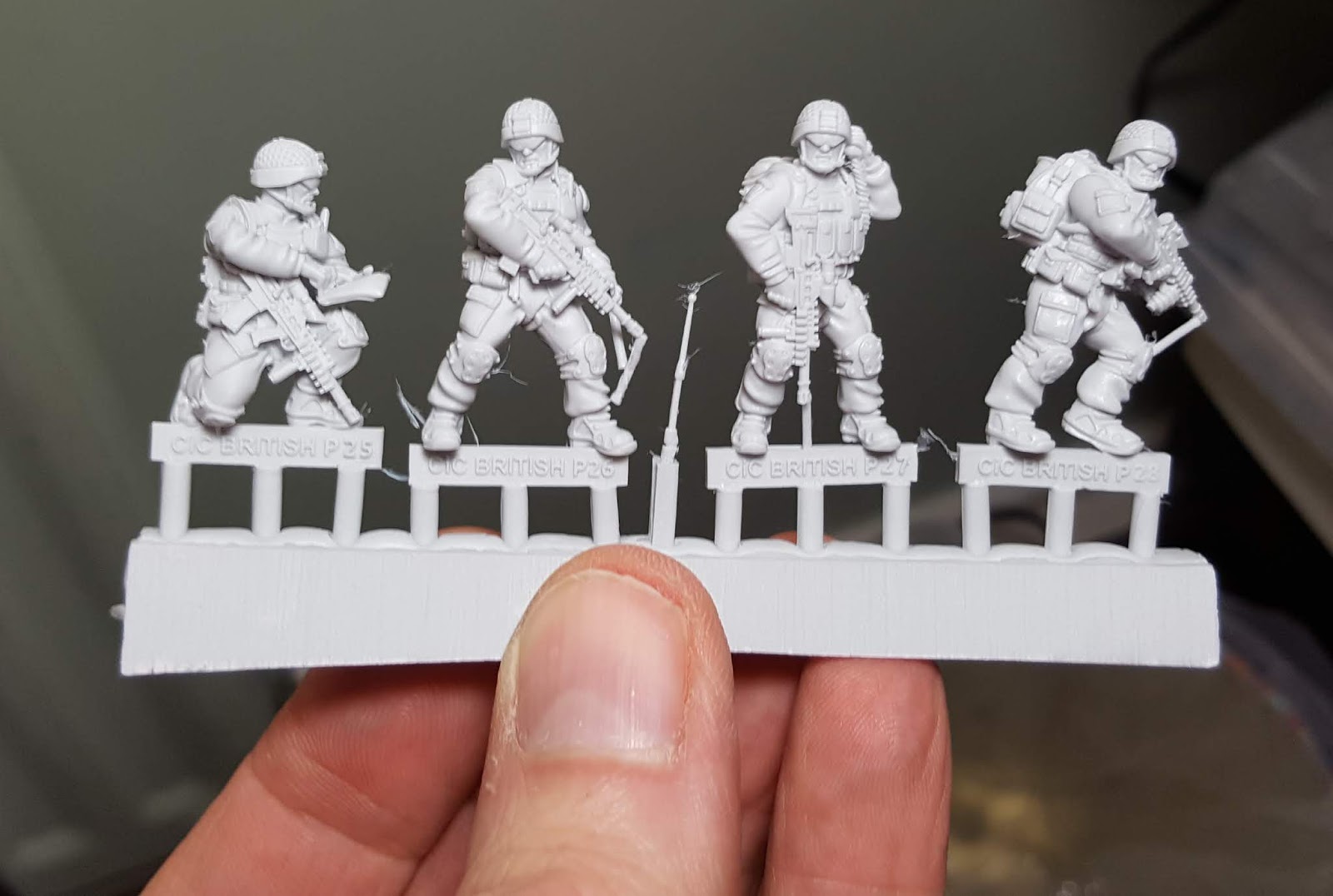Dougie's Wargaming Blog: White Dragon Miniatures 28mm Modern Brits