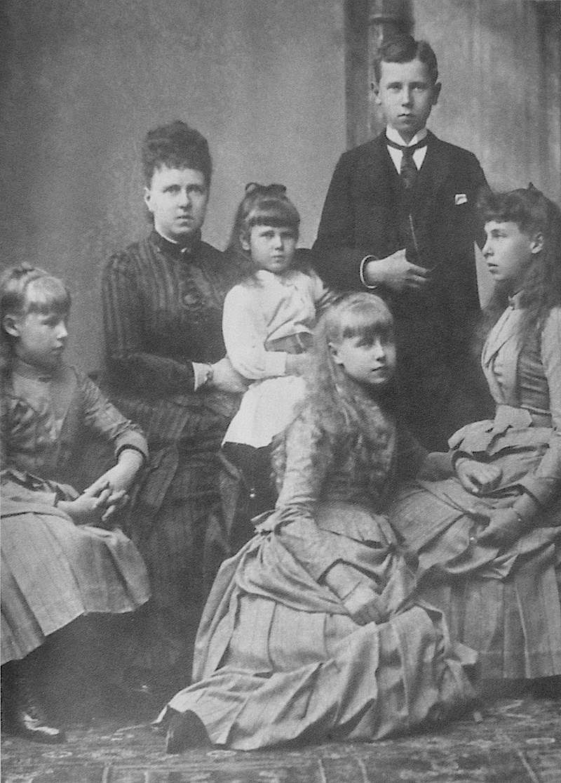 Crowns, Tiaras, & Coronets: Grand Duchess Maria Alexandrovna of Russia ...