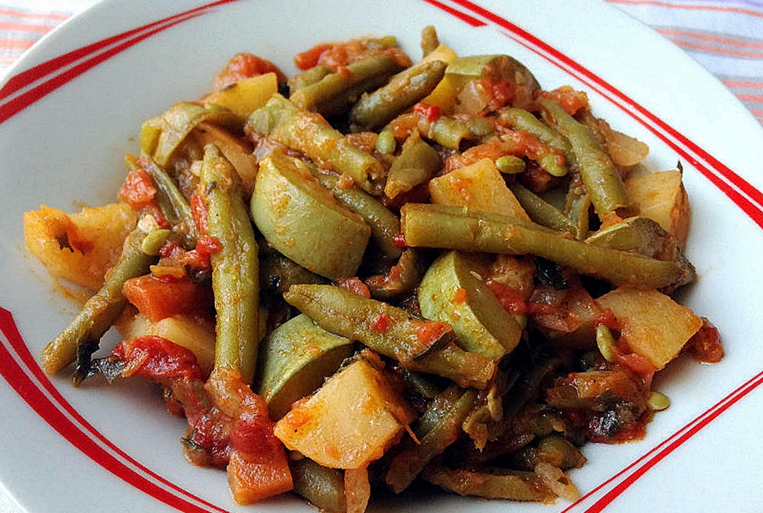 Top 10 fasolakia ladera (Greek oily green beans) recipes | Best Greek ...