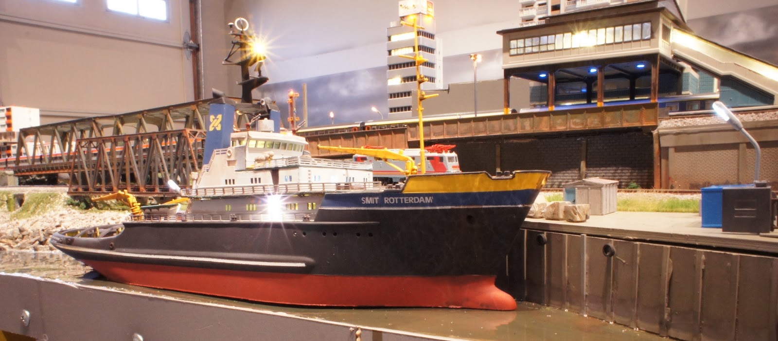 quinntopia - An N Scale blog: The Harbor and the Smit Rotterdam