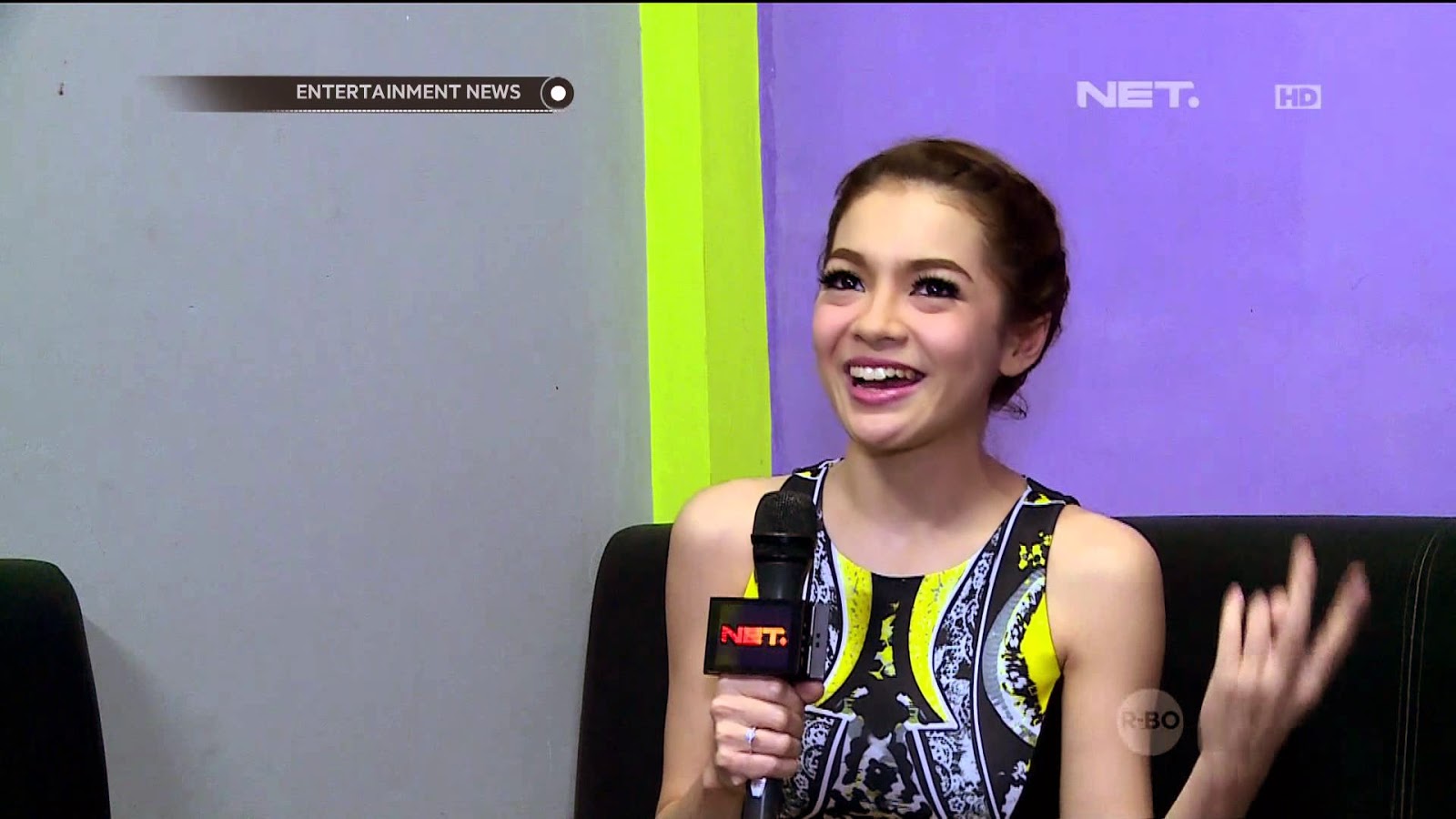 BIODATA PROFIL MAYA SEPTHA ATAU NENG MAYA LENGKAP | Jendela Dunia