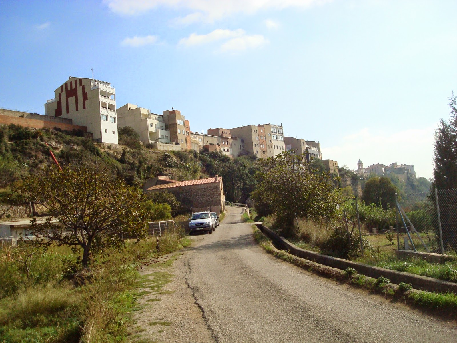 Humbert Sanz: La Sénia. El "Reine" als peus... Catalunya a l'esquena!