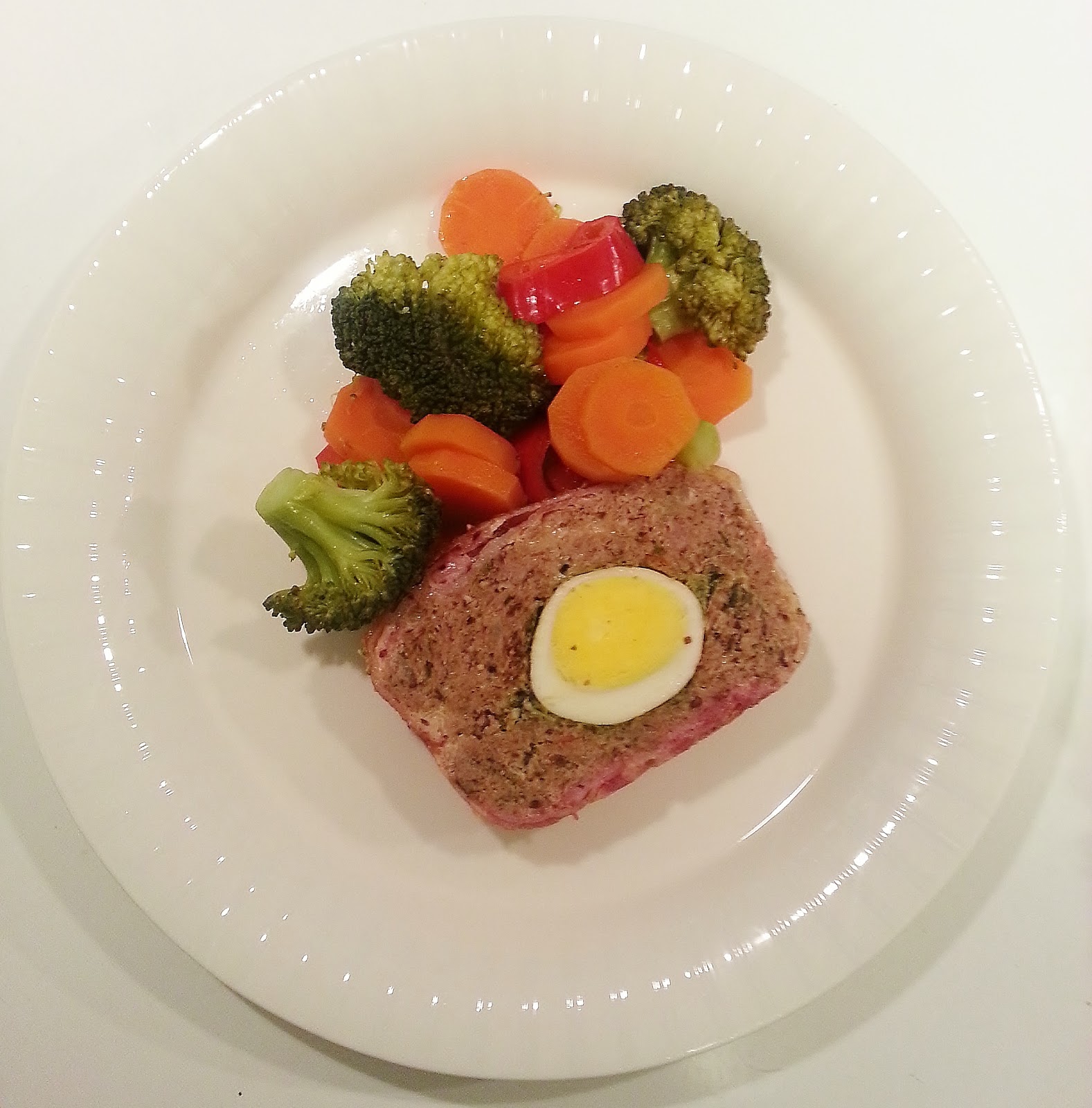 Lihamureke, jossa on munaa!