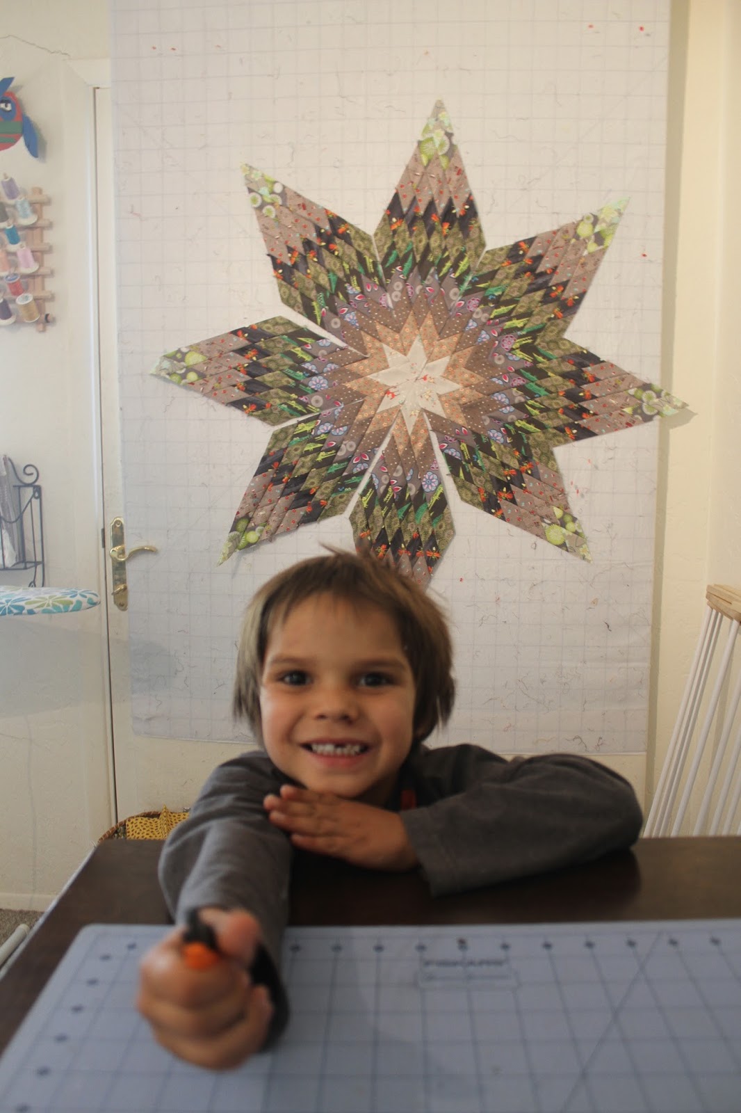 Chona Homegrown: My first tutorial! Strip Pieced Star Quilts