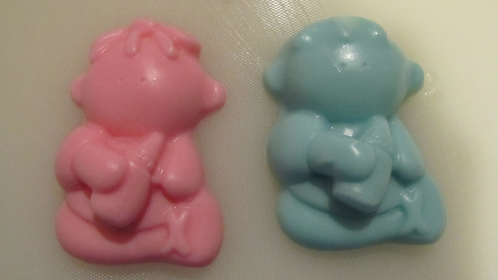 MUNDO MAGICO: Jabones en forma de bebe