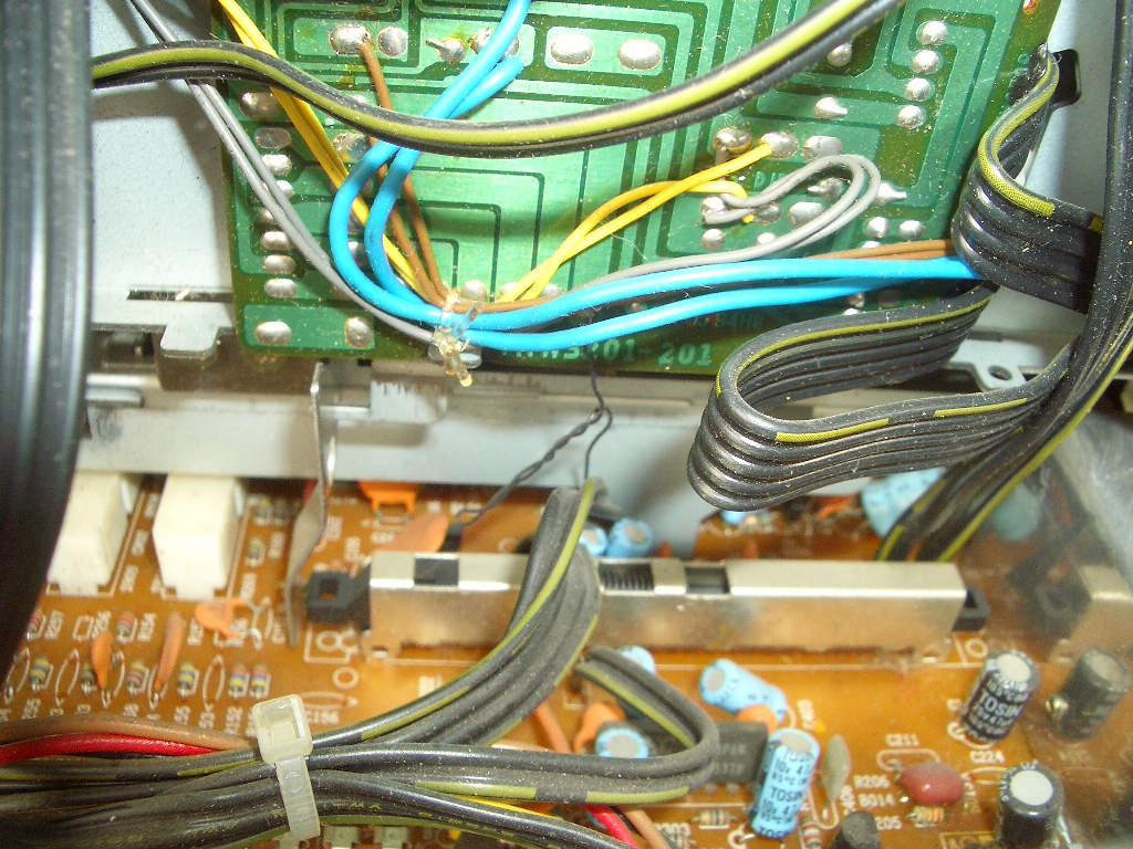 МАГНИТОЛиЯ - бумбоксы, магнитофоны и магнитолы!: JVC PC-W330LS