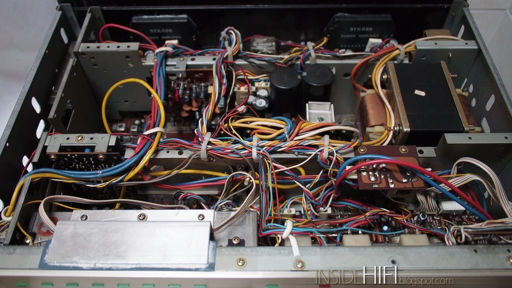 Inside Hi-Fi: Siemens RS 555