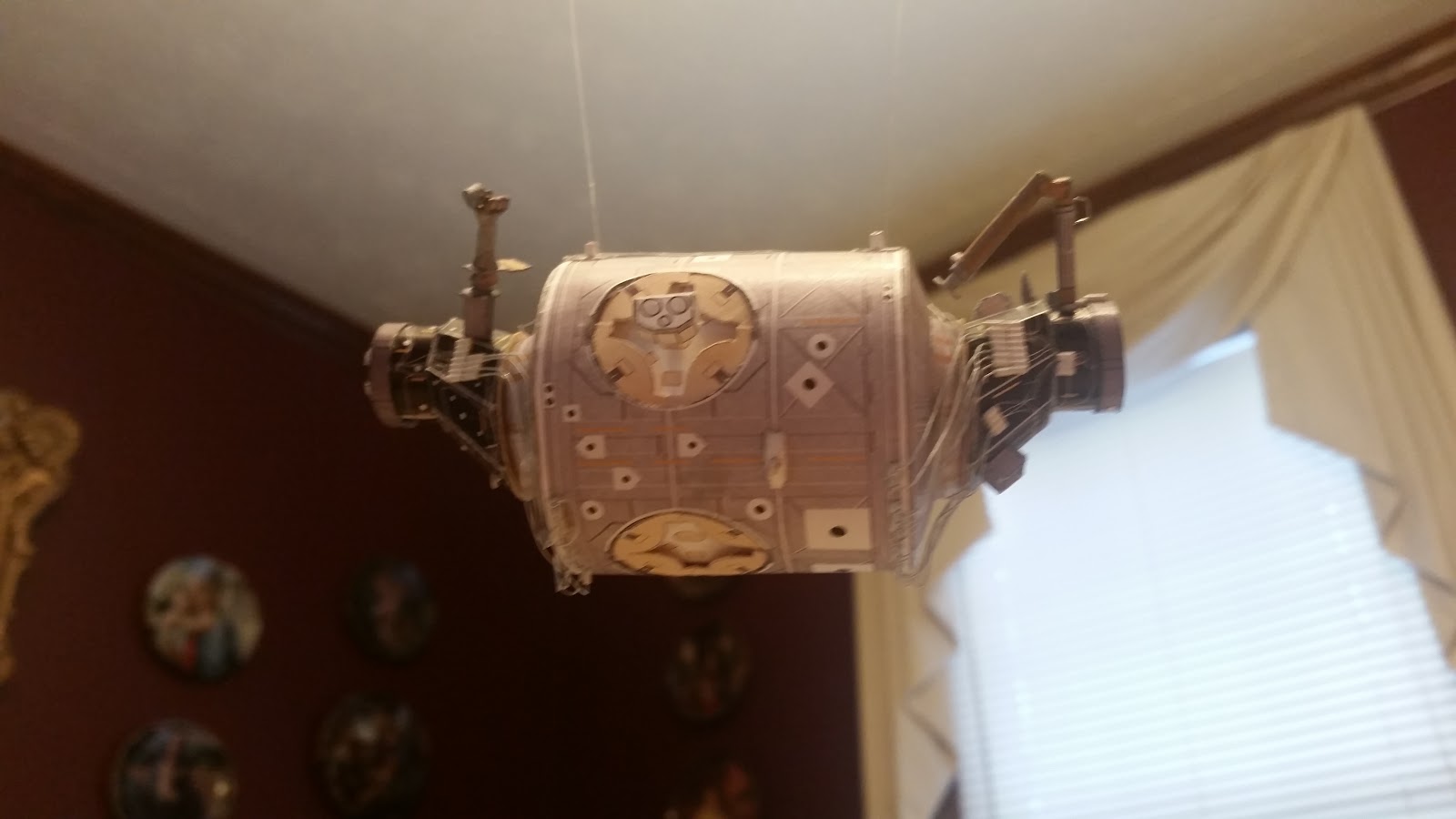 A"Mays"ing Papercraft: Unity