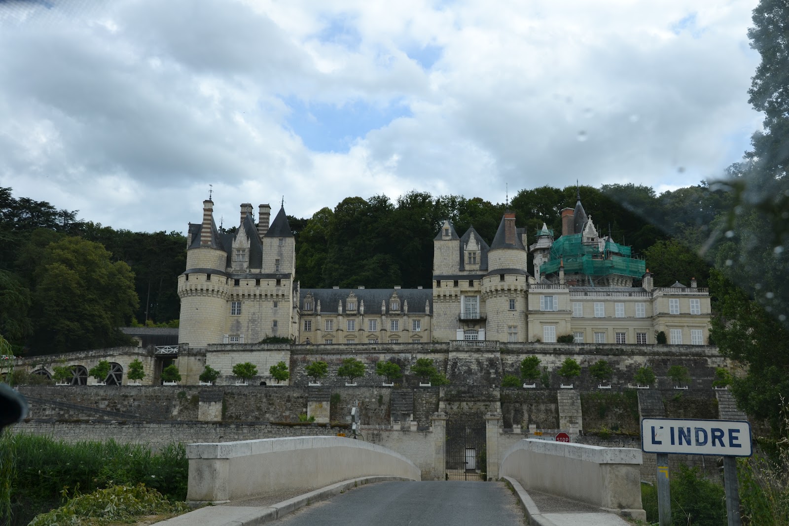 Ploaia de cuvinte: Castelele de pe Valea Loarei - partea I
