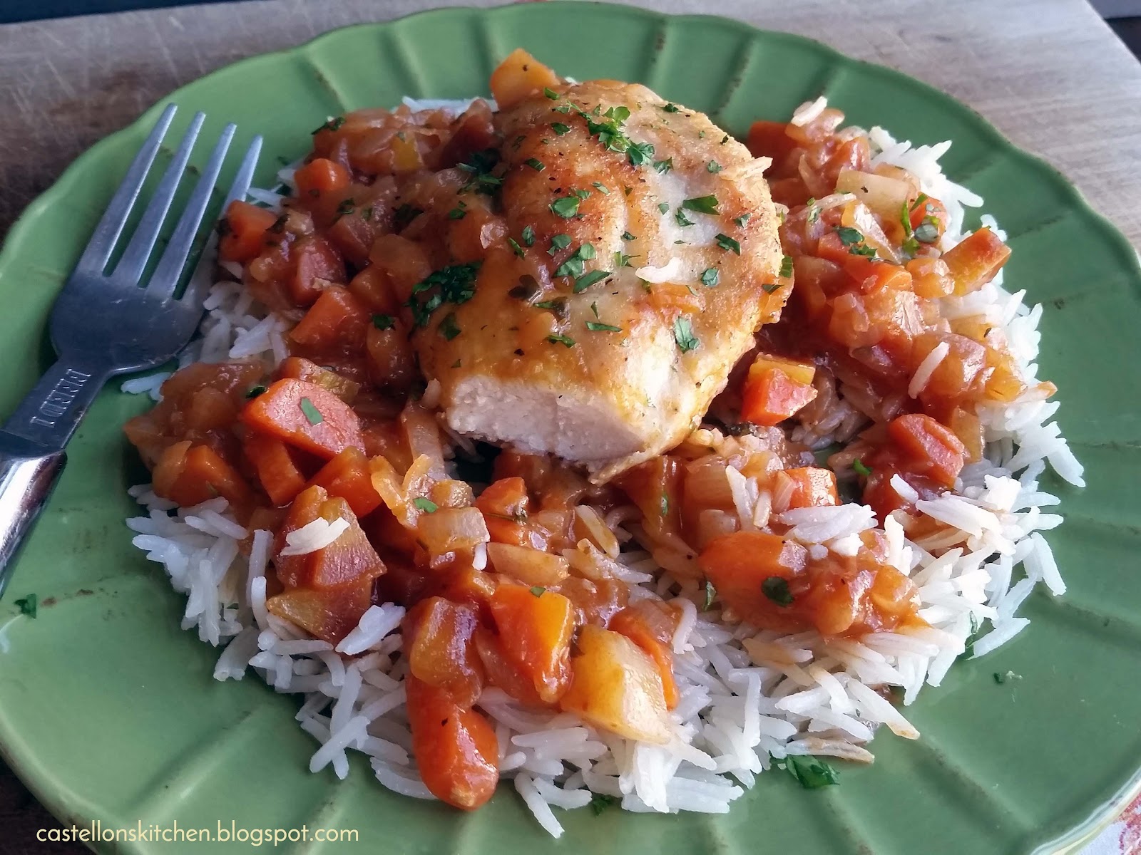 Castellon's Kitchen: Chicken with Braised Carrots