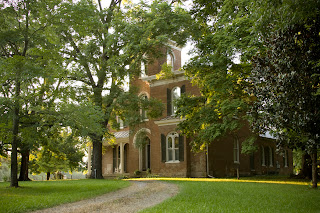 Exploring Lands: The Beeches, Springfield, TN