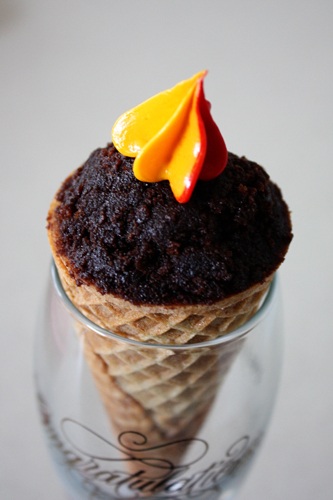 Creative Party Ideas by Cheryl: Olympic Torch Cupcakes