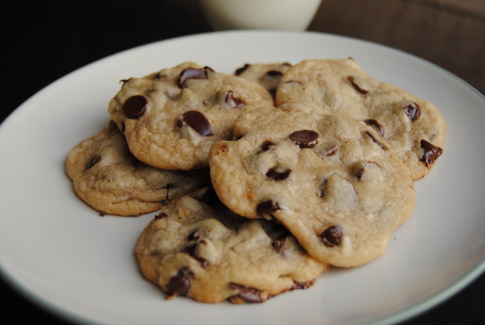 Malikala's Ono Kine Grinds: Big, Fat, Chewy Chocolate Chip Cookies