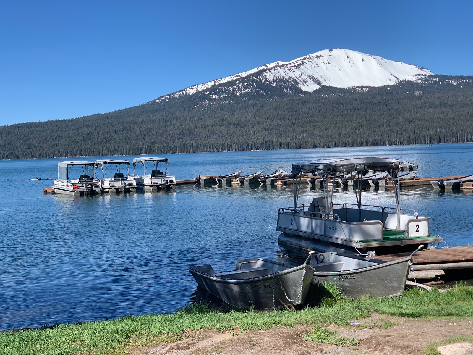 5th-Wheel Wanderings: Diamond Lake (But Not Crater Lake)