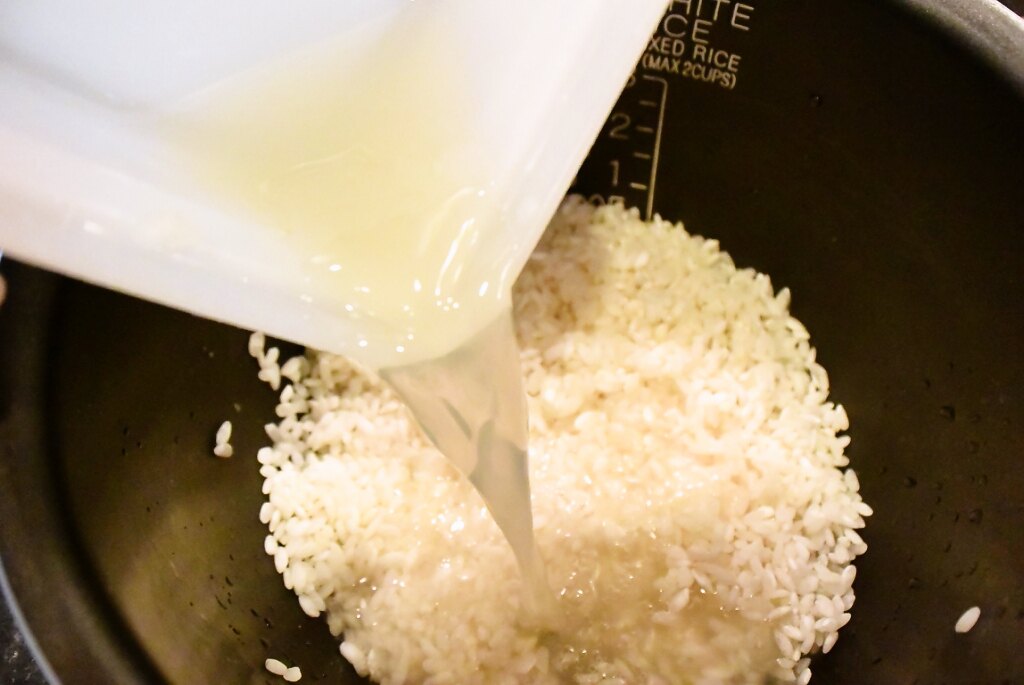 Recipes for Tom: Kabugohan / steamed rice with Japanese turnip