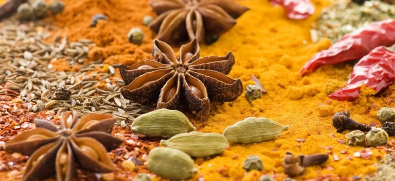 Curry em Pó - Faça em casa o seu próprio tempero indiano - Goiabada de ...