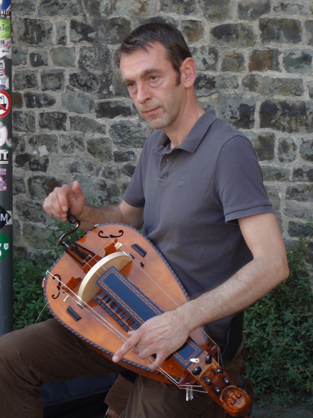 AM KATAT BASH - A Kiwi on the move: The Hurdy Gurdy Man