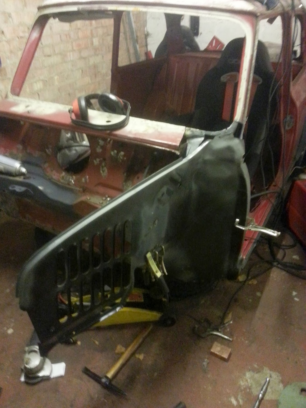 Titan Classics: Classic Mini front end rebuild