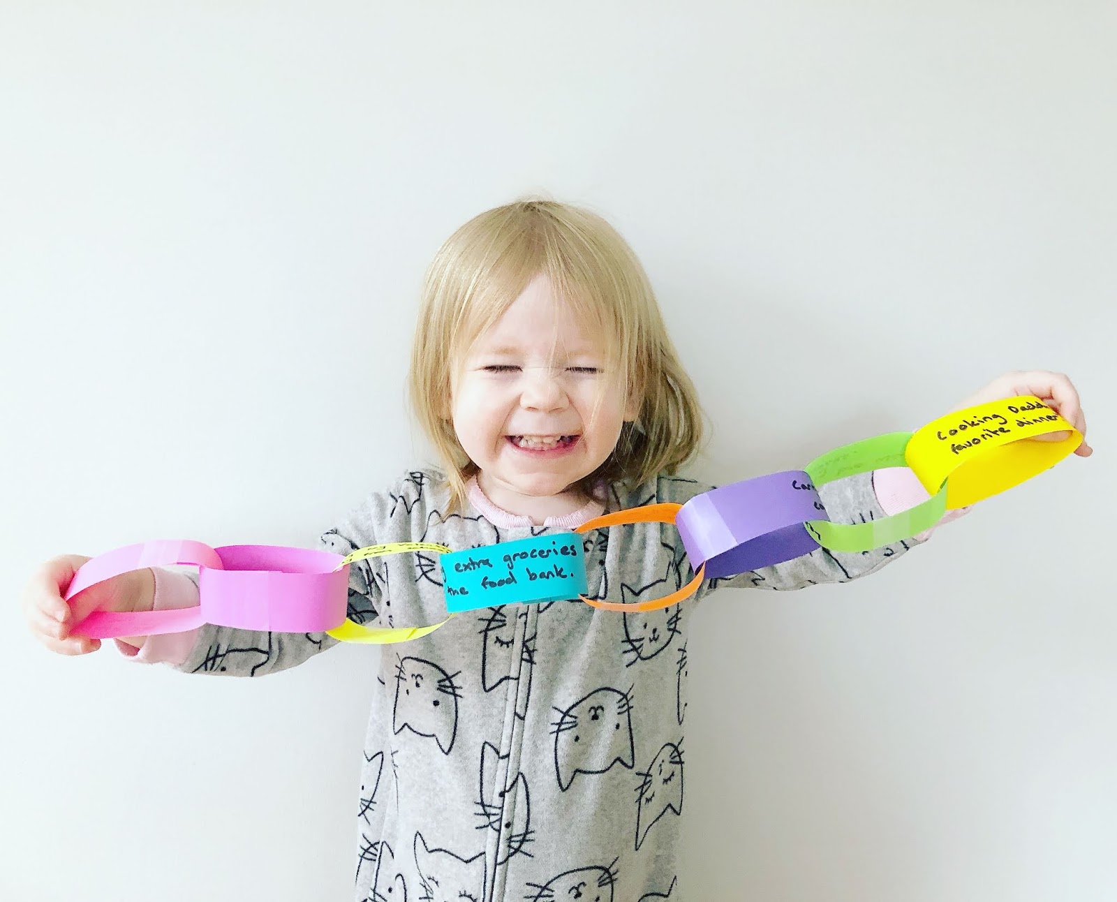 Find the Little Mind: CMA Kids February Project: Paper Chain of Kindness
